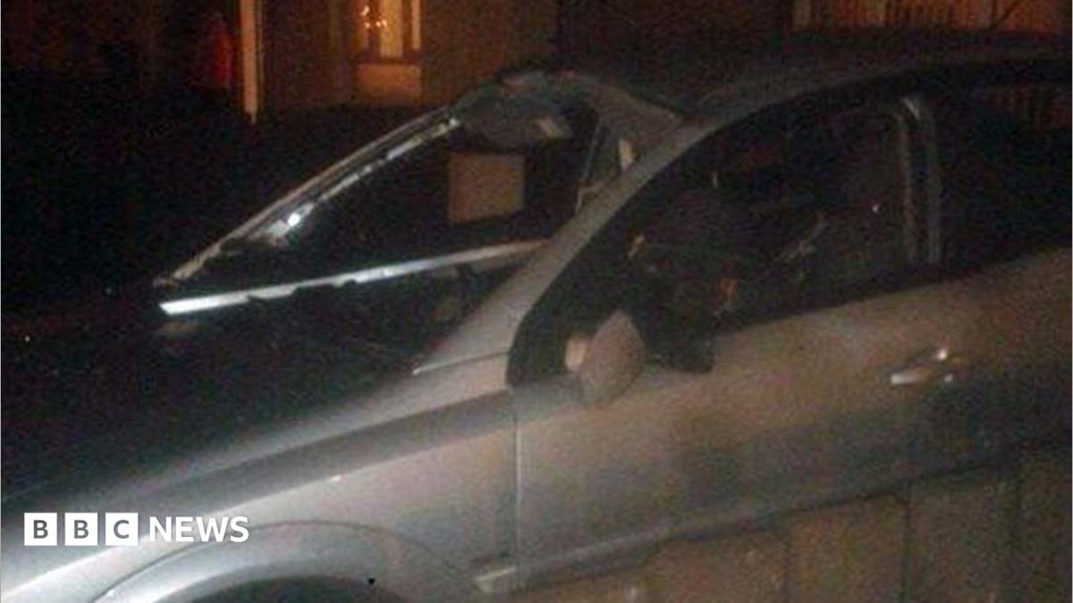 Derry explosion: Bomb in car in Creggan forces people from their homes ...