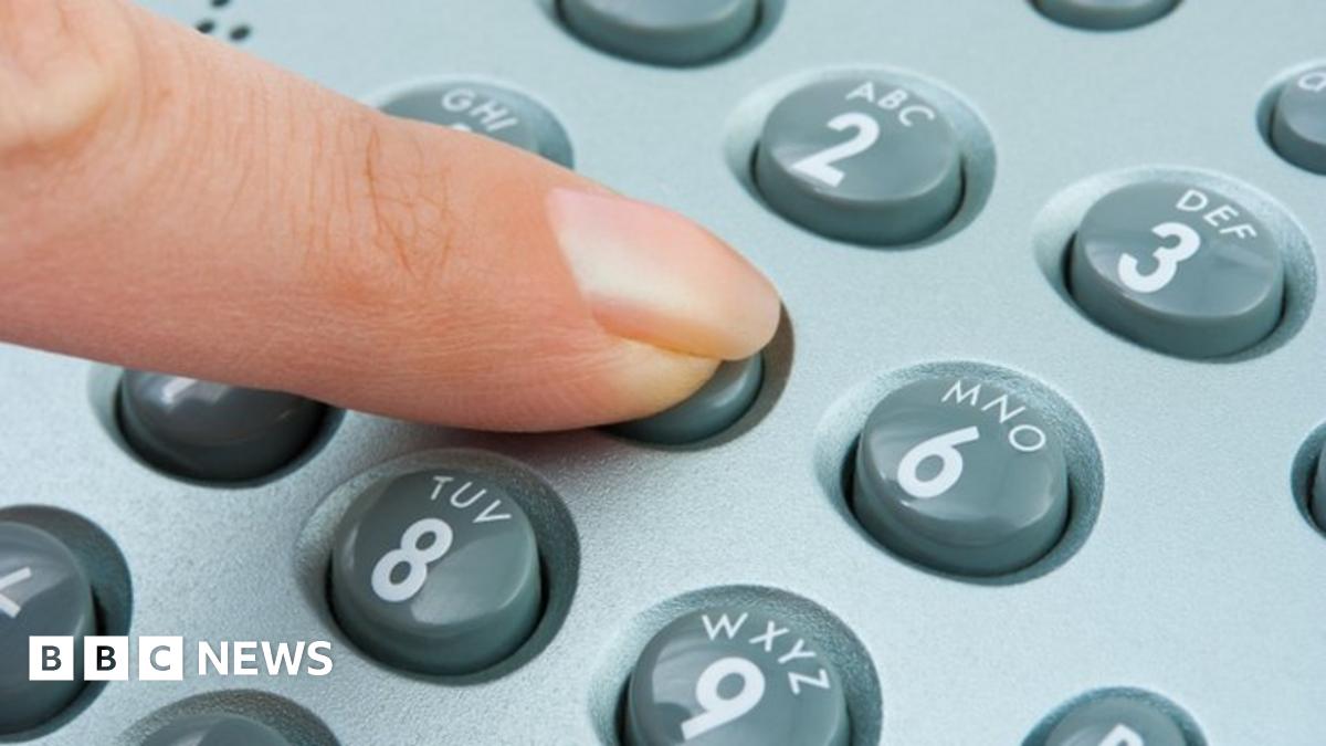 Duns and North Berwick phone scam victims 'devastated' - BBC News