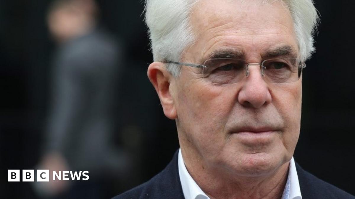 Clifford: 'Sex claims are from fantasists wanting money' - BBC News