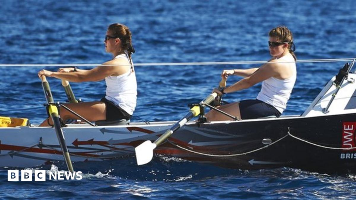 Atlantic Challenge rowers return home after 96-day trial - BBC News