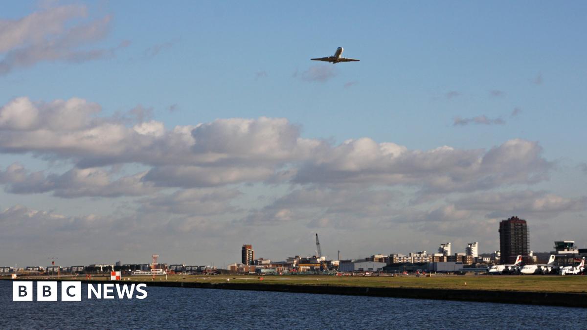 Flybe looking at potential Inverness-London City flights - BBC News