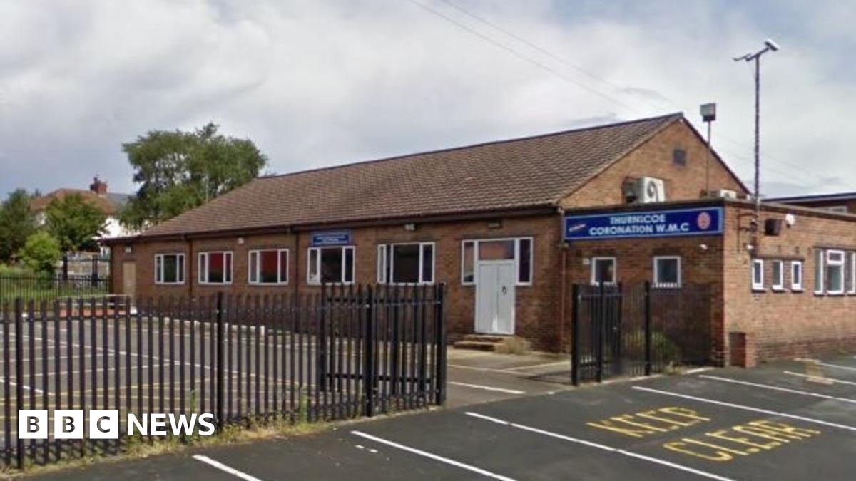 Murder arrest after Thurnscoe club attack - BBC News