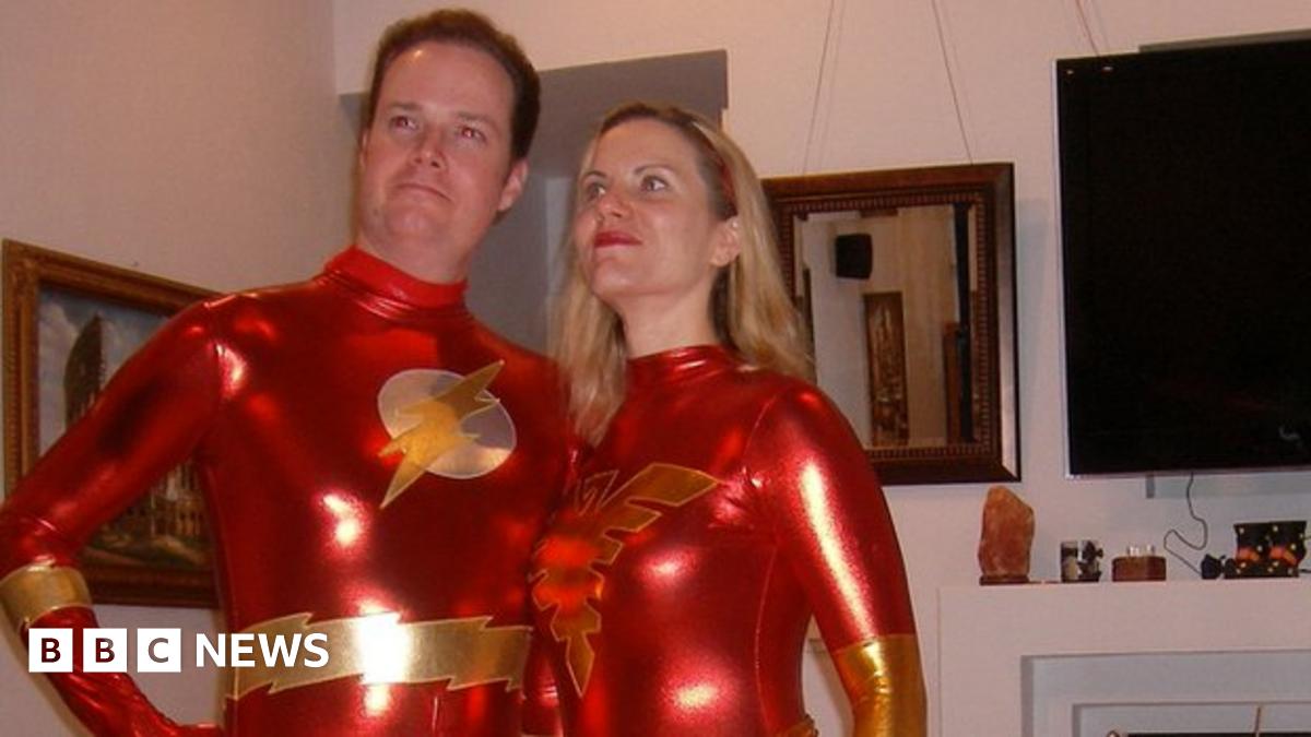 Should anyone have to explain being a 'larper'? - BBC News