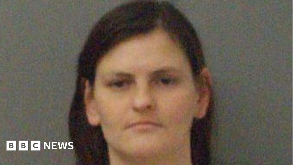 Hartington Street murder: Man, 18, is arrested - BBC News