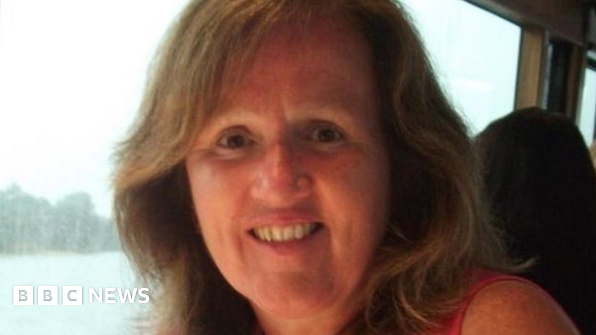 Isabelle Sanders murder: Police 'know' identity of killer - BBC News