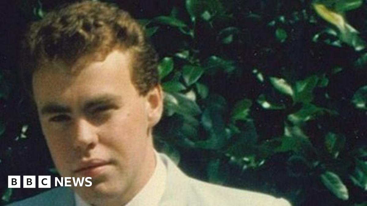 Hillsborough stories: Colin Andrew Hugh William Sefton - BBC News