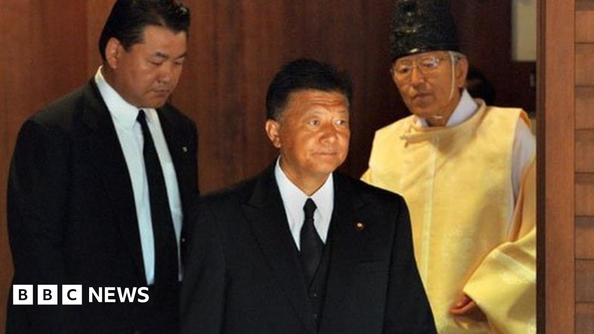 Shindo's Yasukuni shrine visit irks Japan's neighbours - BBC News