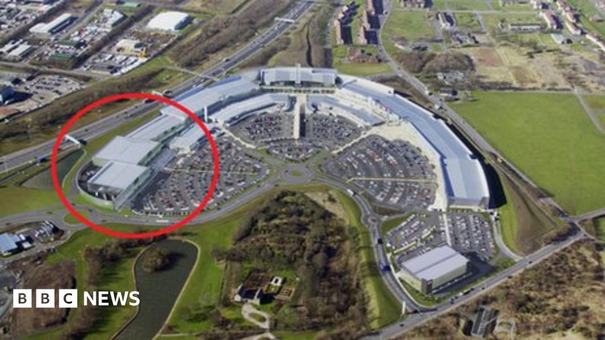 Glasgow Fort expansion 'may lead to 500 jobs' - BBC News
