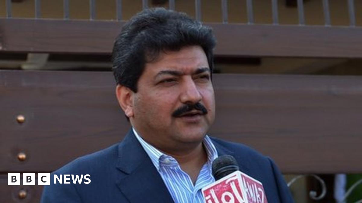 Pakistan journalist Hamid Mir issues defiant statement - BBC News