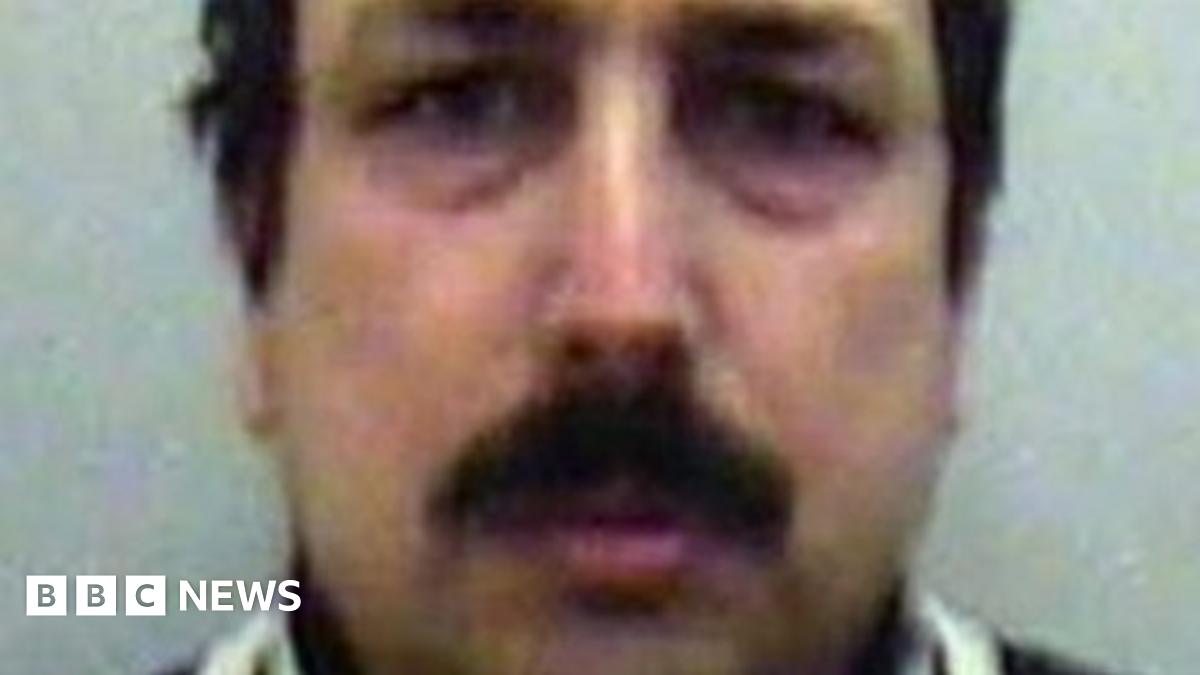 Robert Coello inquest: Killer Lee Foye 'unlawfully killed' inmate - BBC ...