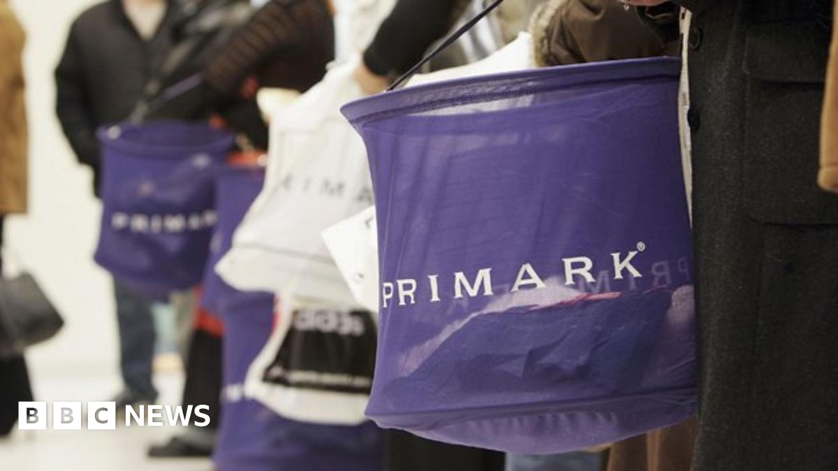 A UK-based American tells the US what to expect from Primark - BBC News