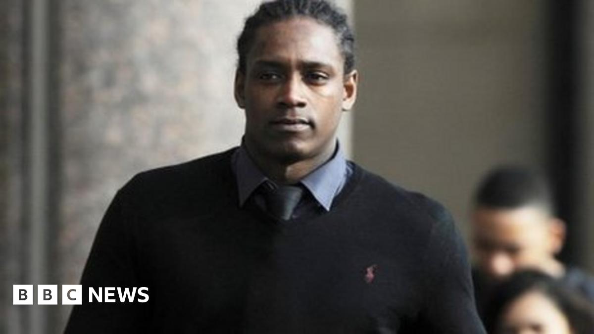 Swindon Town footballer Nile Ranger sought by police - BBC News