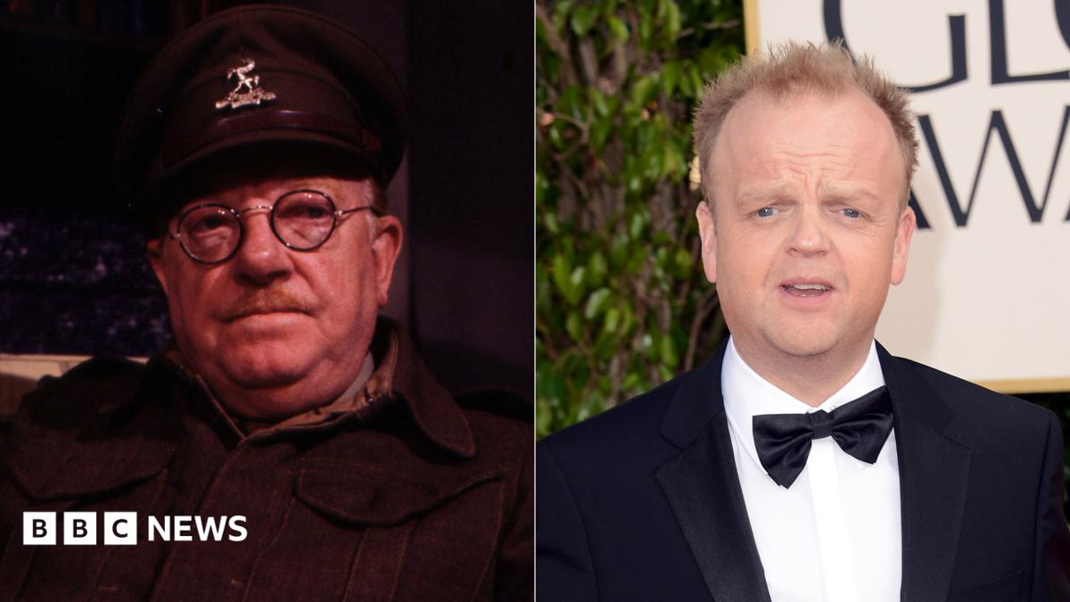 Dad's Army film 'in the works' - BBC News