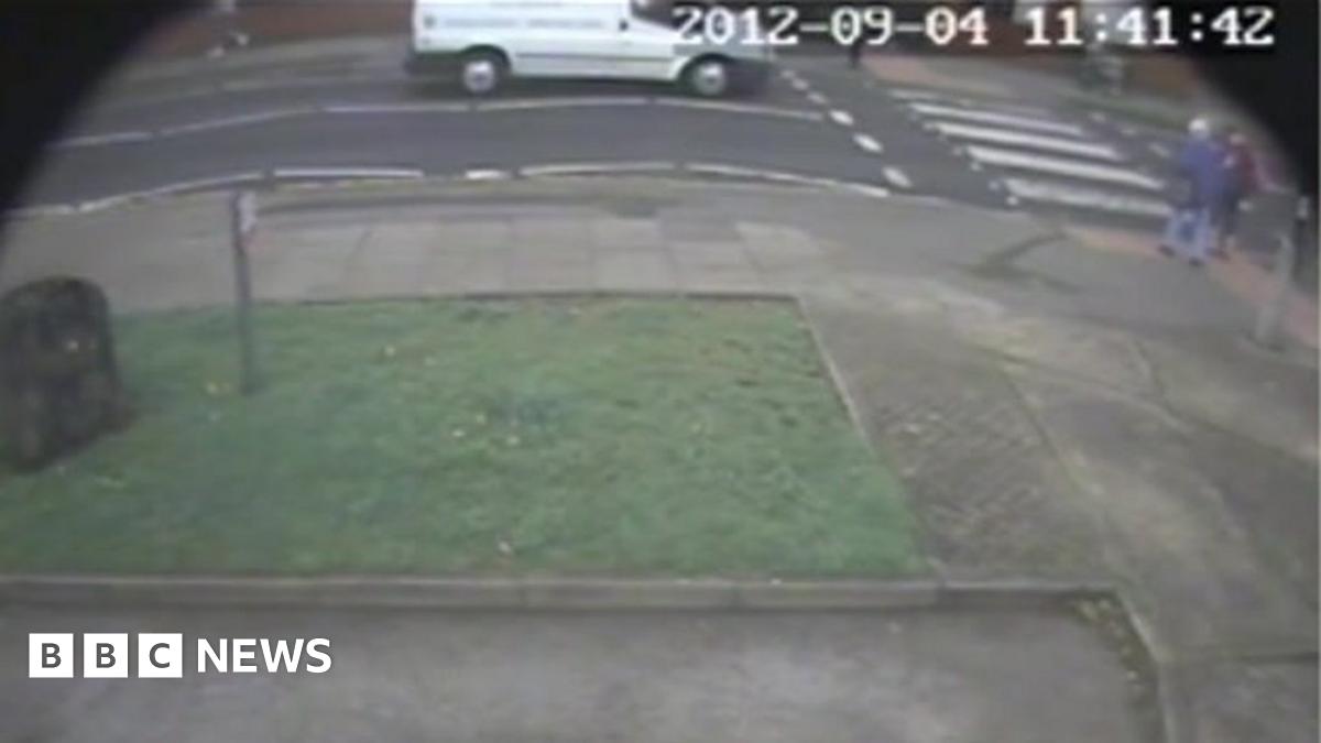 15mph death driver Peter Conroy loses sentence appeal - BBC News