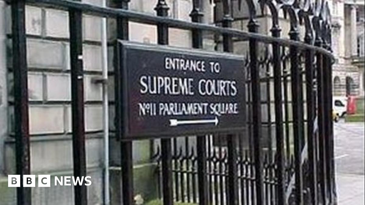 Timothy Robson fails to overturn indecent assault conviction - BBC News