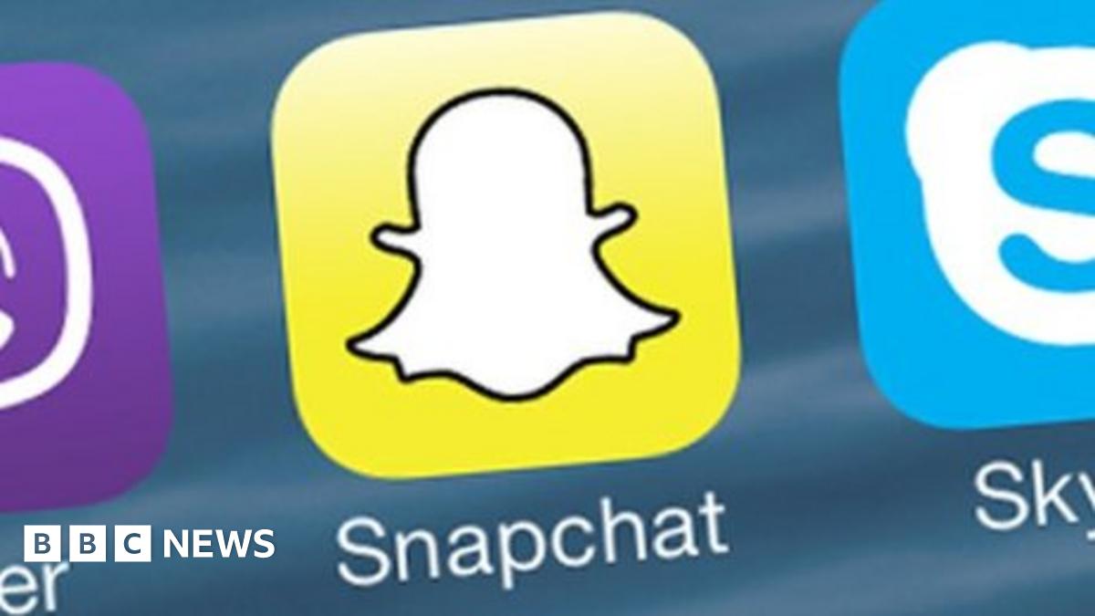 Snapchat adds instant messaging and video calls to app - BBC News