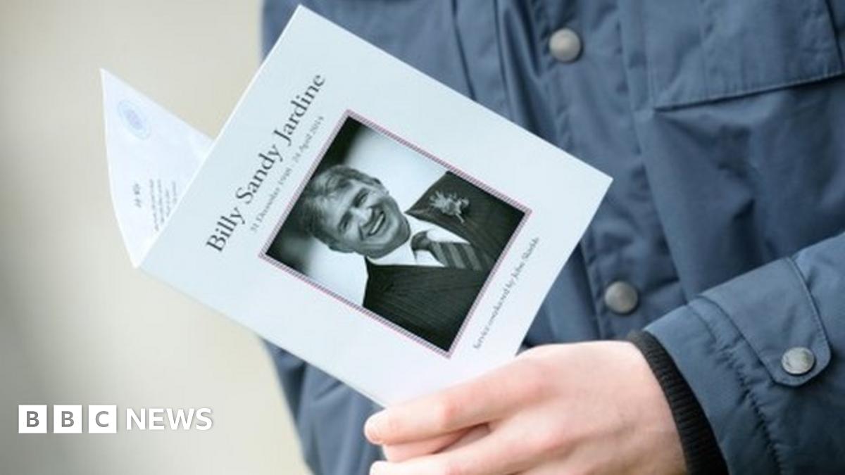 Sandy Jardine: Funeral held for Rangers, Hearts and Scotland great ...