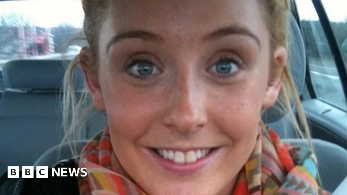 M62 hen party crash driver admits causing Bethany Jones' death - BBC News