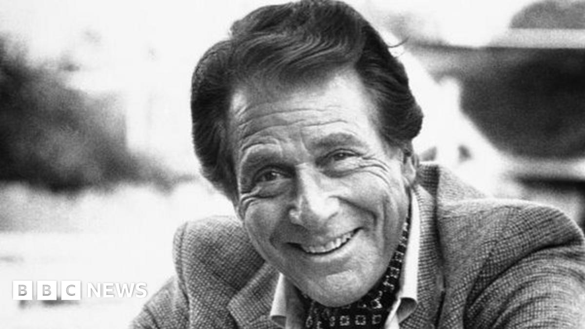 US actor Efrem Zimbalist Jr dies at 95 - BBC News