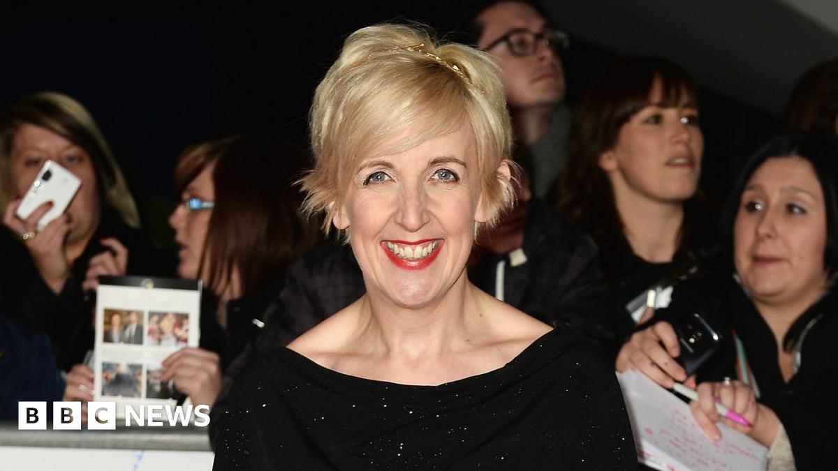 Former Corrie star returns to TV in Russell T Davies drama - BBC News