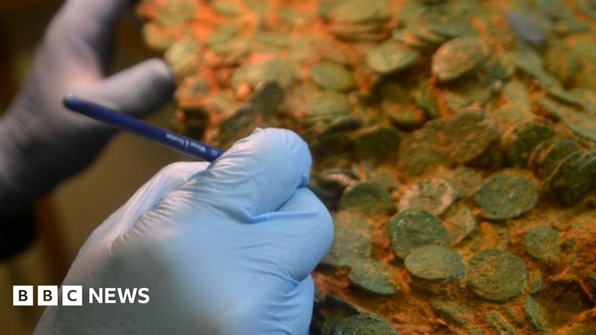 Jersey hoard experts aim for 500 coins a week over three years - BBC News