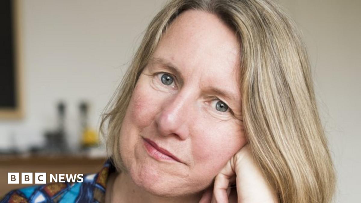 Poet to live in Charles Causley former home - BBC News