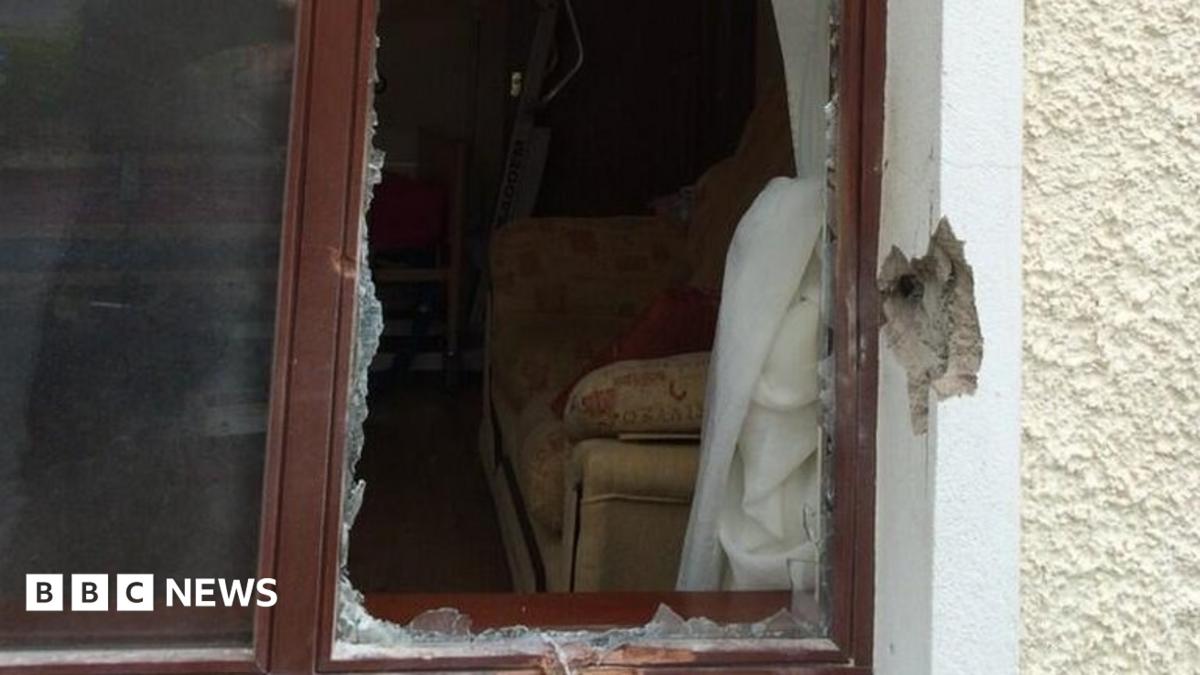 Disabled woman escapes pipe bomb attack in Ballymoney - BBC News