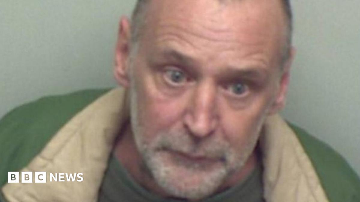 Simon Olsen jailed for murdering former boss Steven Langley - BBC News