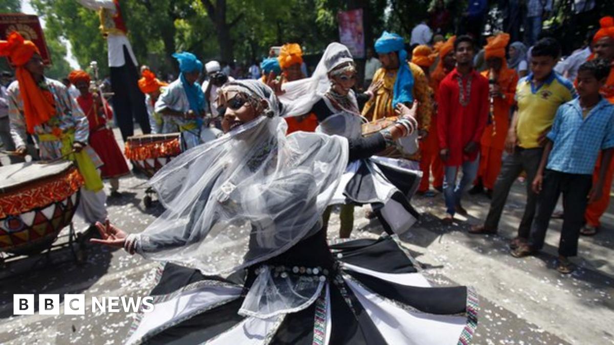 Narendra Modi: India's economic saviour? - BBC News