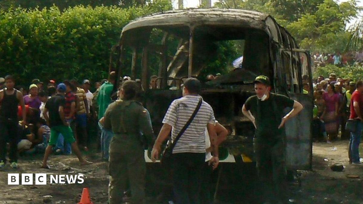 Dozens of Colombian children killed in bus fire - BBC News