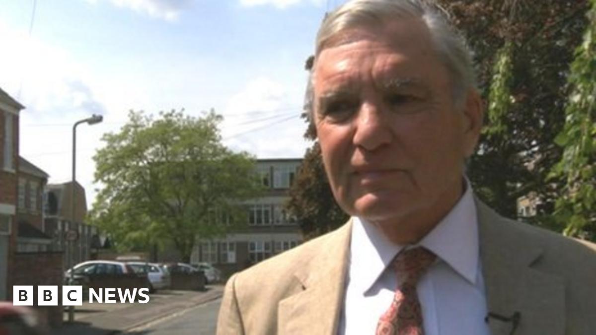 Local elections 2014: Oxfordshire councillor re-elected before vote ...