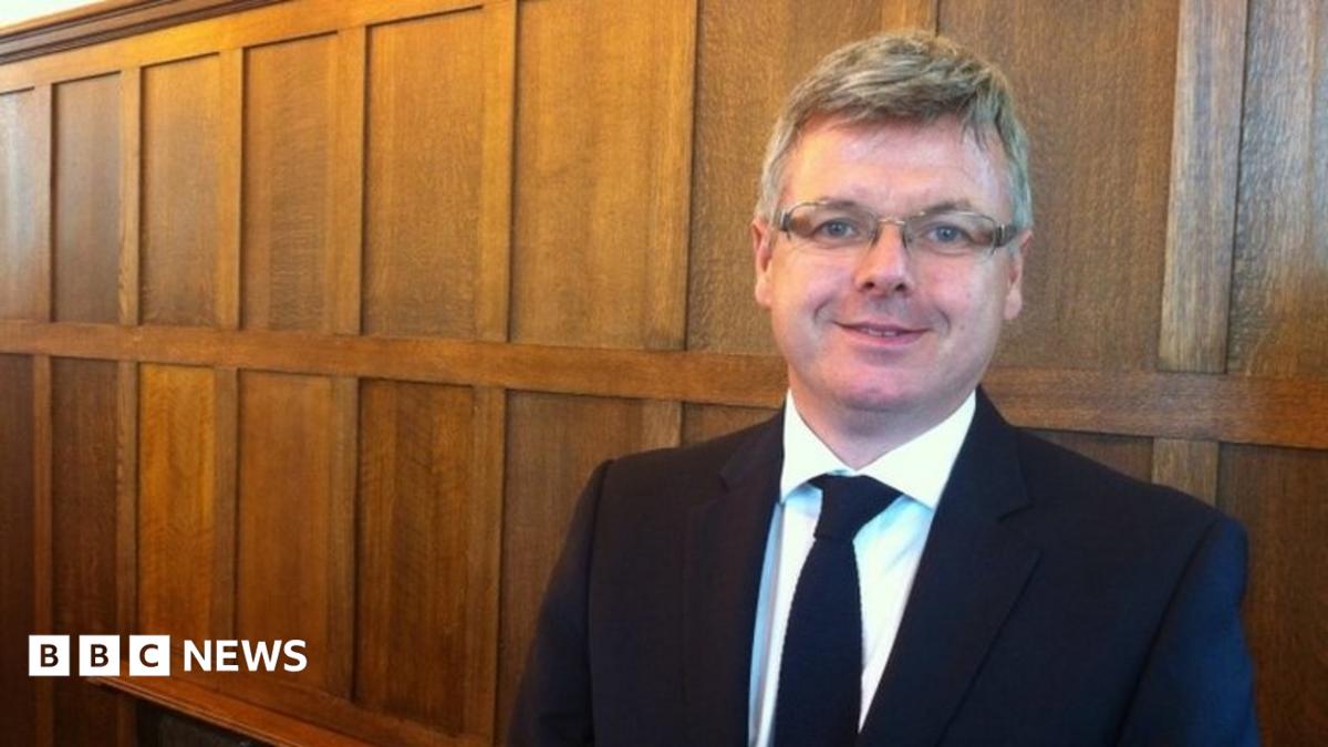 Pat Flaherty is new Somerset County Council chief executive - BBC News