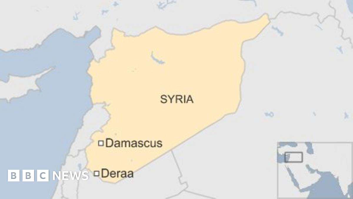 Syria crisis: Mortars 'kill 20' at pro-Assad rally in Deraa - BBC News