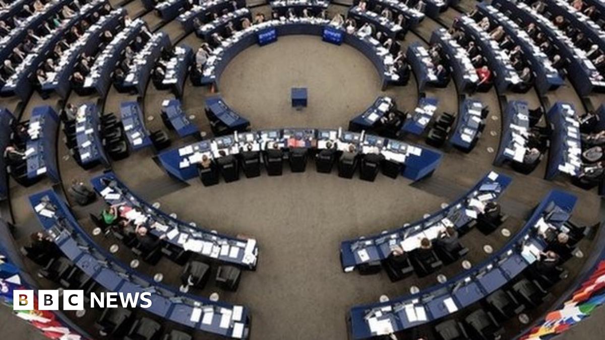 Main parties' vote 'eroded' by UKIP rise in Wales - BBC News