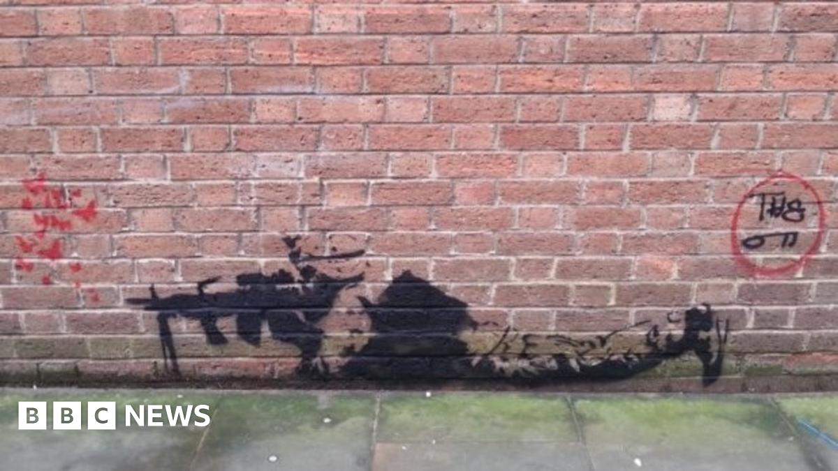 Boston's Banksy plans new street art in Lincolnshire town - BBC News