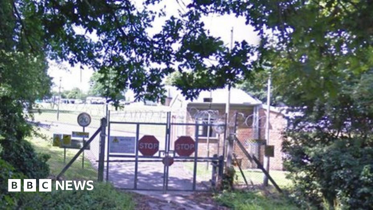 £250m military college to be built at Worthy Down - BBC News