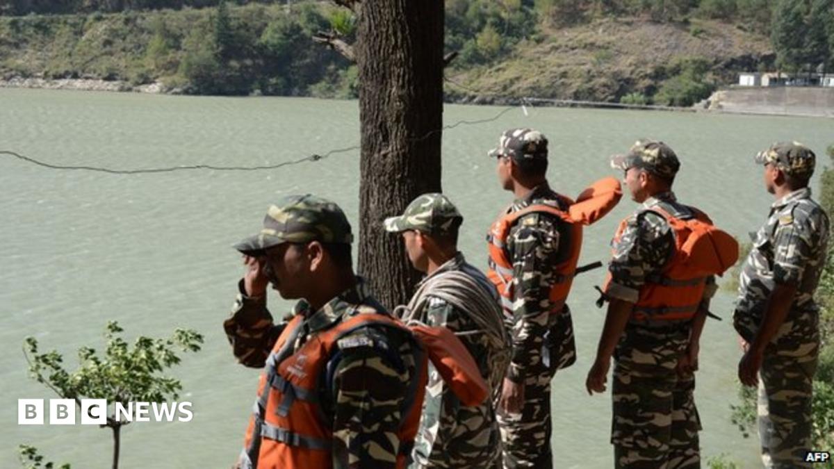 Indian media: Dam disaster kills students in Himalayas - BBC News