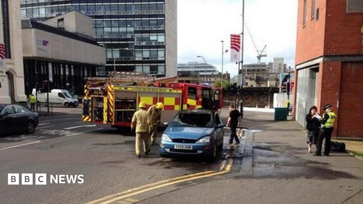 Crews tackle car fire outside Buchanan Galleries - BBC News