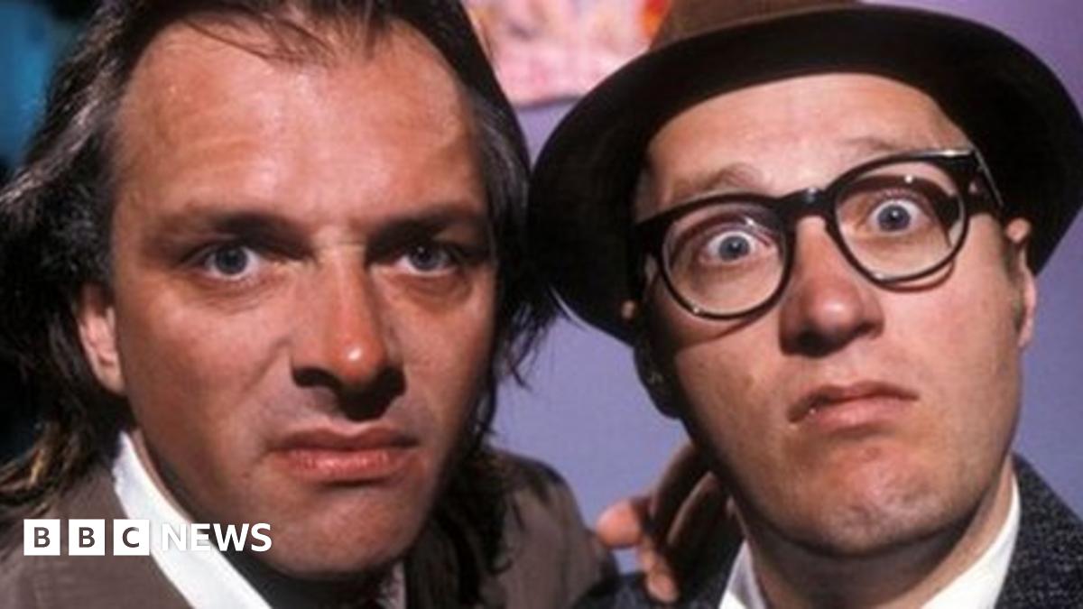 Rik Mayall: comedians' tributes after his death at 56 - BBC News
