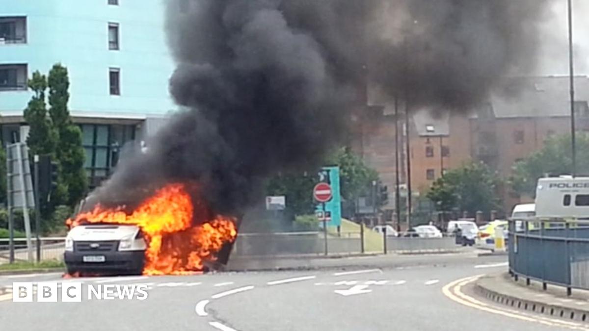 Van explodes in Leeds city centre - BBC News
