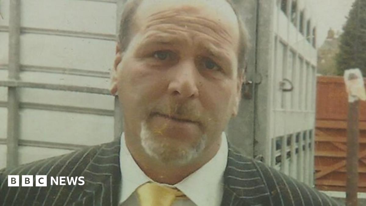Kilburn murder: Victim killed 'because he was a traveller' - BBC News
