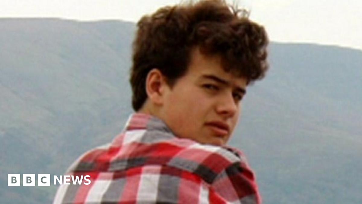 William Luckett died of peanut reaction - BBC News