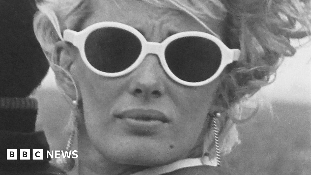 Outlaws on the open road - BBC News