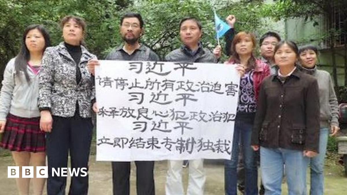 China jails 'New Citizens' Movement' activists - BBC News