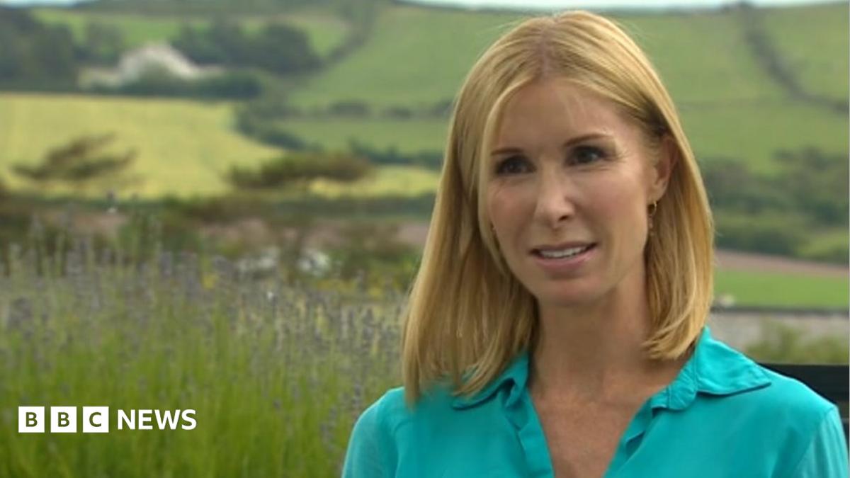Speedboat death wife Victoria Milligan in kill cord plea - BBC News