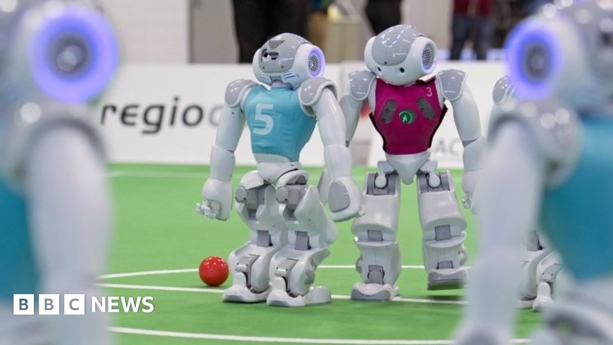 World Cup technology: Who will win in 2050? - BBC News