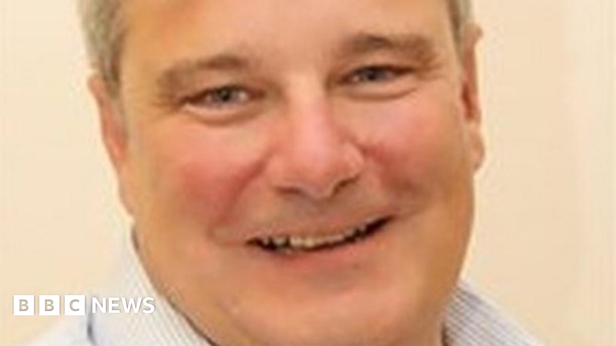 Medway Maritime Hospital appoints new boss Philip Barnes - BBC News