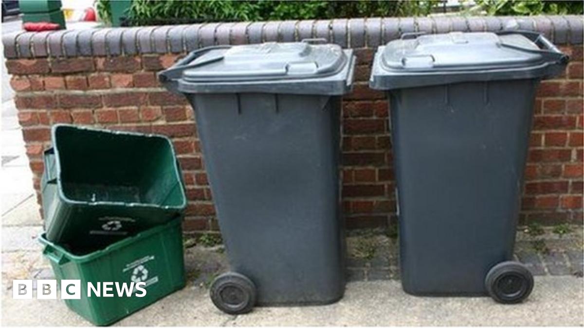 Edinburgh recycling to be simplified - BBC News