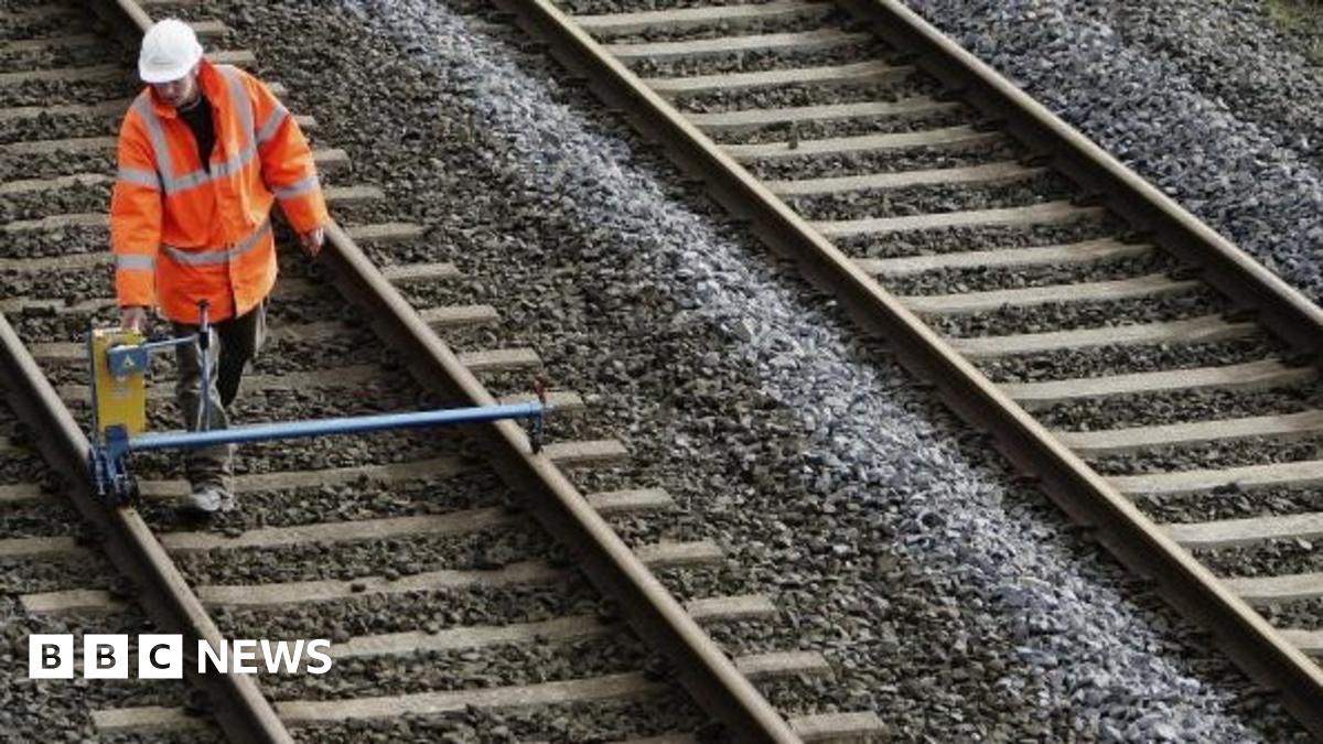 Record number of deaths on railways - BBC News