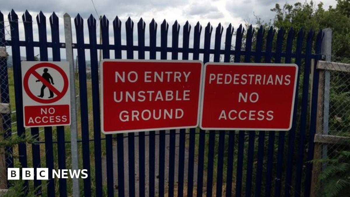 Newry quarry rave stopped by police due to safety fears - BBC News